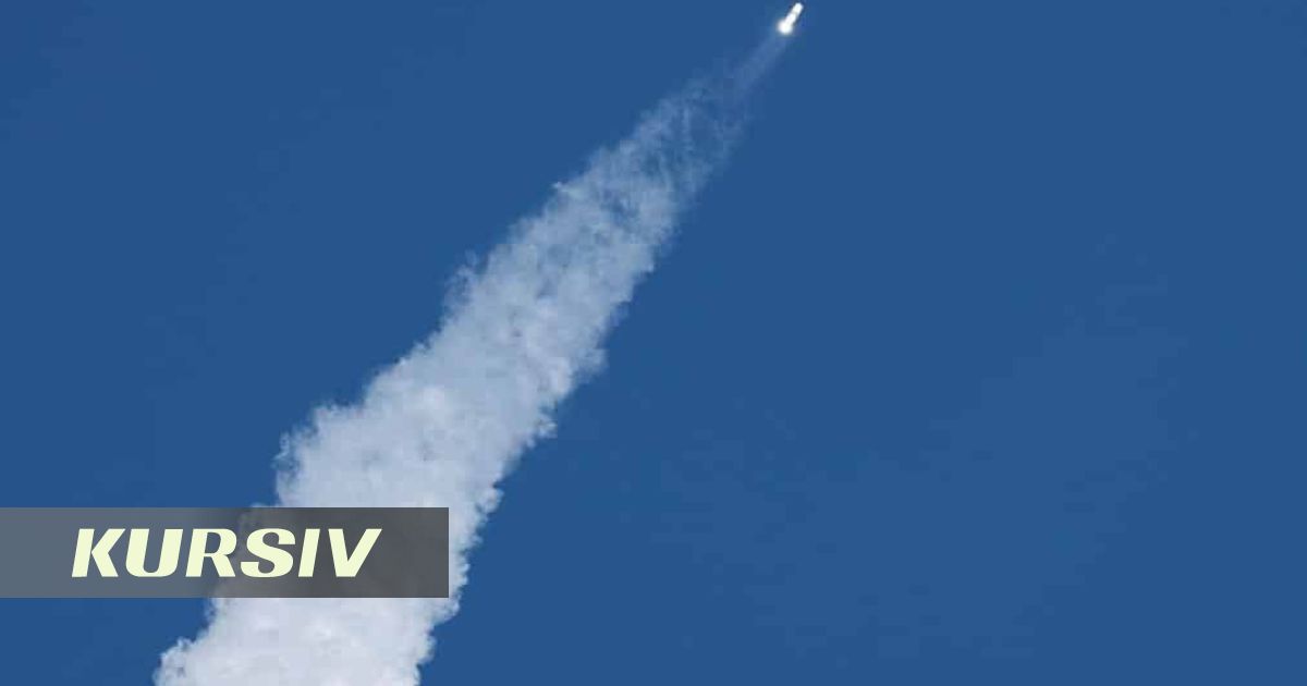 Bezos’ Blue Origin Lands Reusable New Glenn Rocket After Mars Mission ...